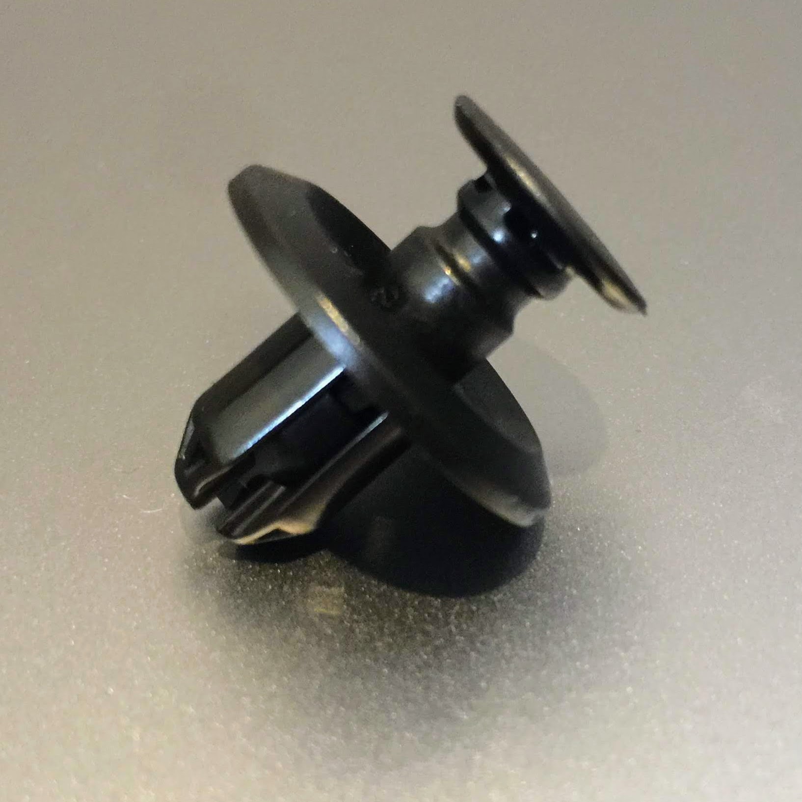 Fender Liner Clip (MU488006) – Factory Direct / OEM / Direct Fit ...