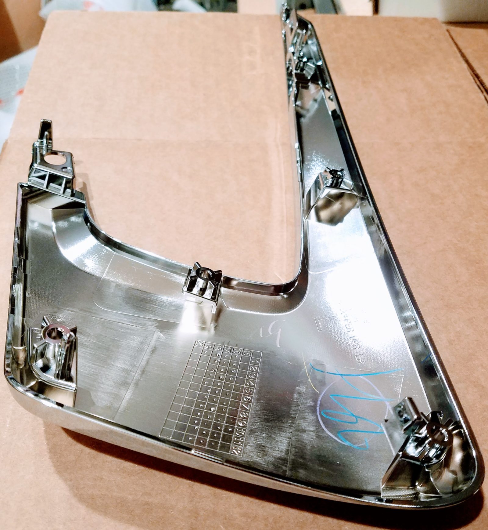 Upper Molding (6407A169) – Factory Direct / OEM / Direct Fit Mitsubishi ...